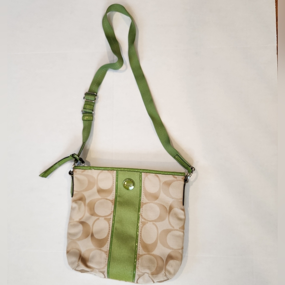 Coach Signature Crossbody Green And Tan Logo Purse Ha… - Gem